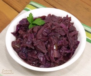 Blaukraut (German Braised Red Cabbage) • Curious Cuisiniere