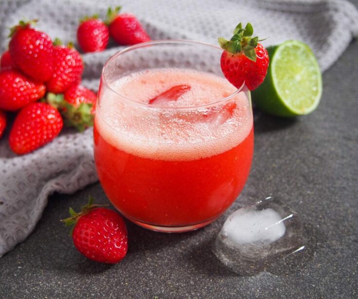 Agua de Fresca (Mexican Strawberry Water) - Curious Cuisiniere