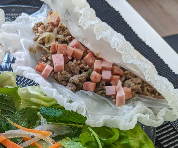 Pak Mo Krob (Thai Vietnamese Crispy Rice Paper Wrap) • Curious Cuisiniere